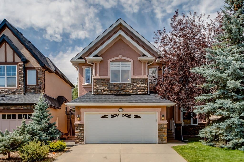213 Evergreen Plaza SW - Popowich & Company