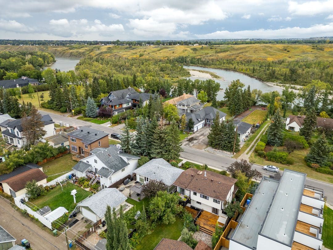 6607 Bow Crescent NW - Popowich & Company