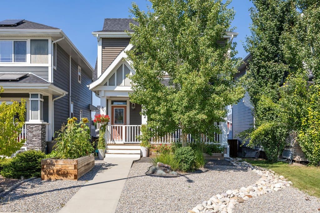 512 River Heights Green - Popowich & Company